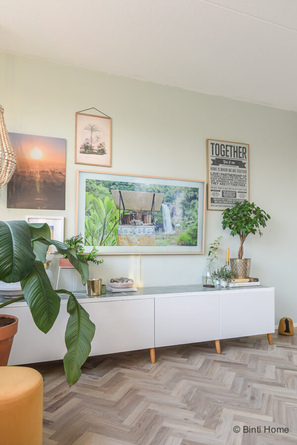 Ikea hack Besta tv kast met zellige tegels en eiken pootjes | DIY VIDEO ...