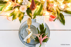 Een tropische kersttafel dekken – 3x stylingtips - Binti Home ...